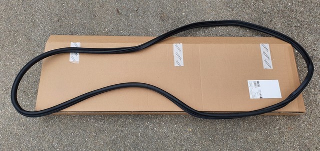 Porsche Cayenne 2018 2020 Front Inner Door Seal 9Y0831721BY for sale ...