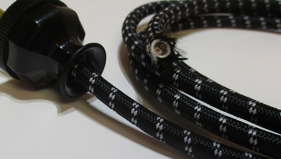 New Vintage Style Cloth Covered Electrical Cord w/ Repro Bakelite ...