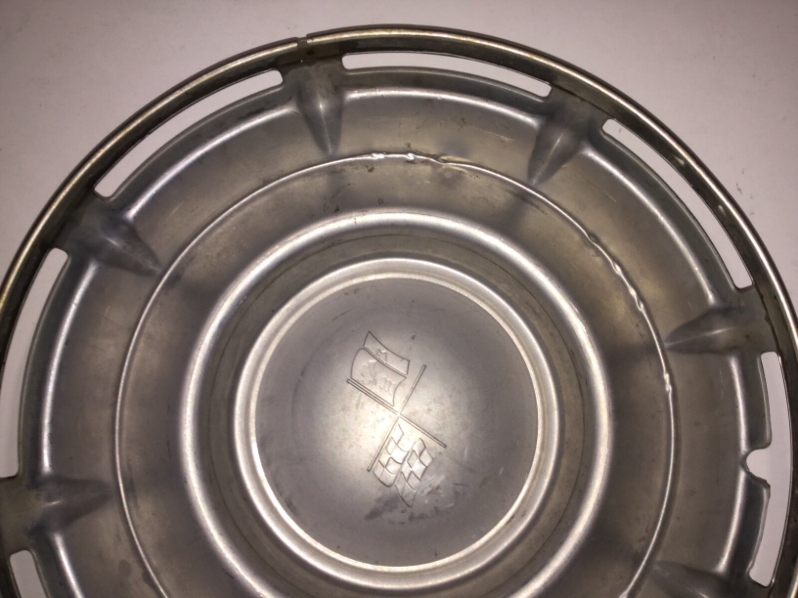 1960 CHEVROLET 14" HUB CAP | eBay