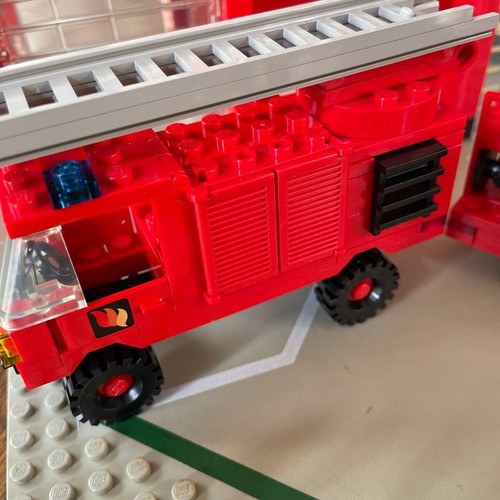 LEGO 6382 Fire Station Classic Town Set Fire Rescue HQ Used Excellent+ ...