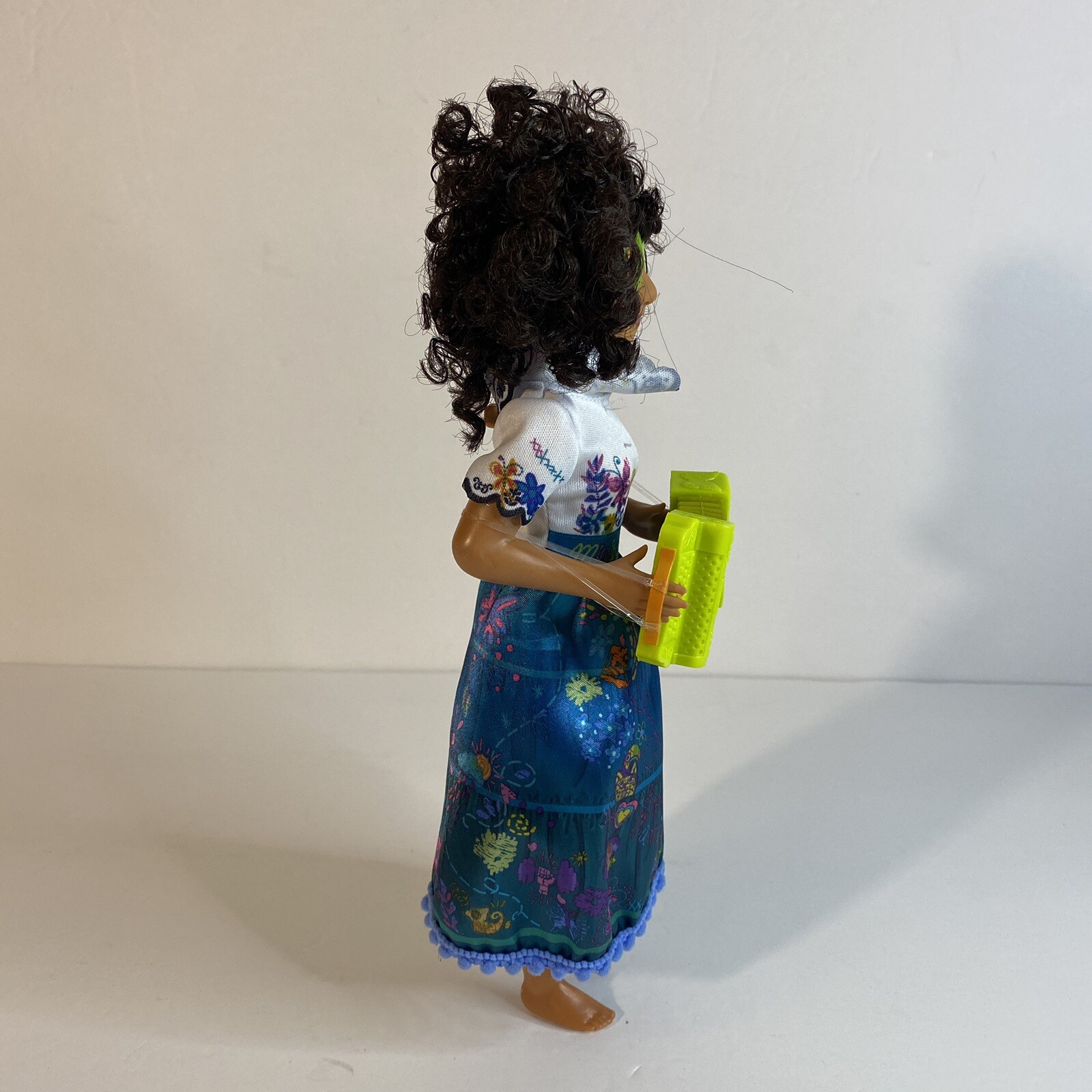 Disney Encanto Mirabel Doll Sing & Play Sings Music and Plays The ...