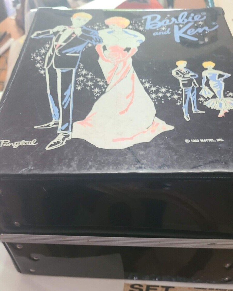 1963 Vintage Barbie & Ken Carrying Case, Dolls, Accessories Lot. Nice ...