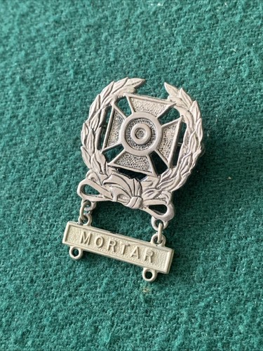 Vintage US Army Expert Marksman Qualification Badge Pin w/ Mortar Bar ...