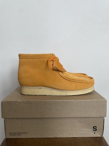 NWT Clarks Men's Wallabee EVO Boot Burnt Yellow Suede Mid High Top | eBay
