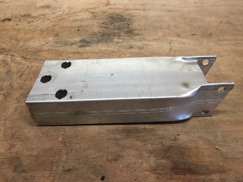 2017 2018 MERCEDES E300 E400 FRONT LEFT REINFORCEMENT BRACKET OEM ...