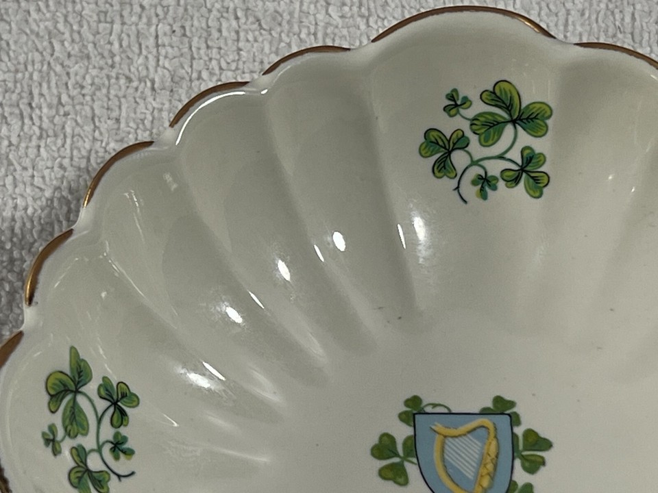Carrigcraft Cork Ireland scalloped dish irish shield with harp ...