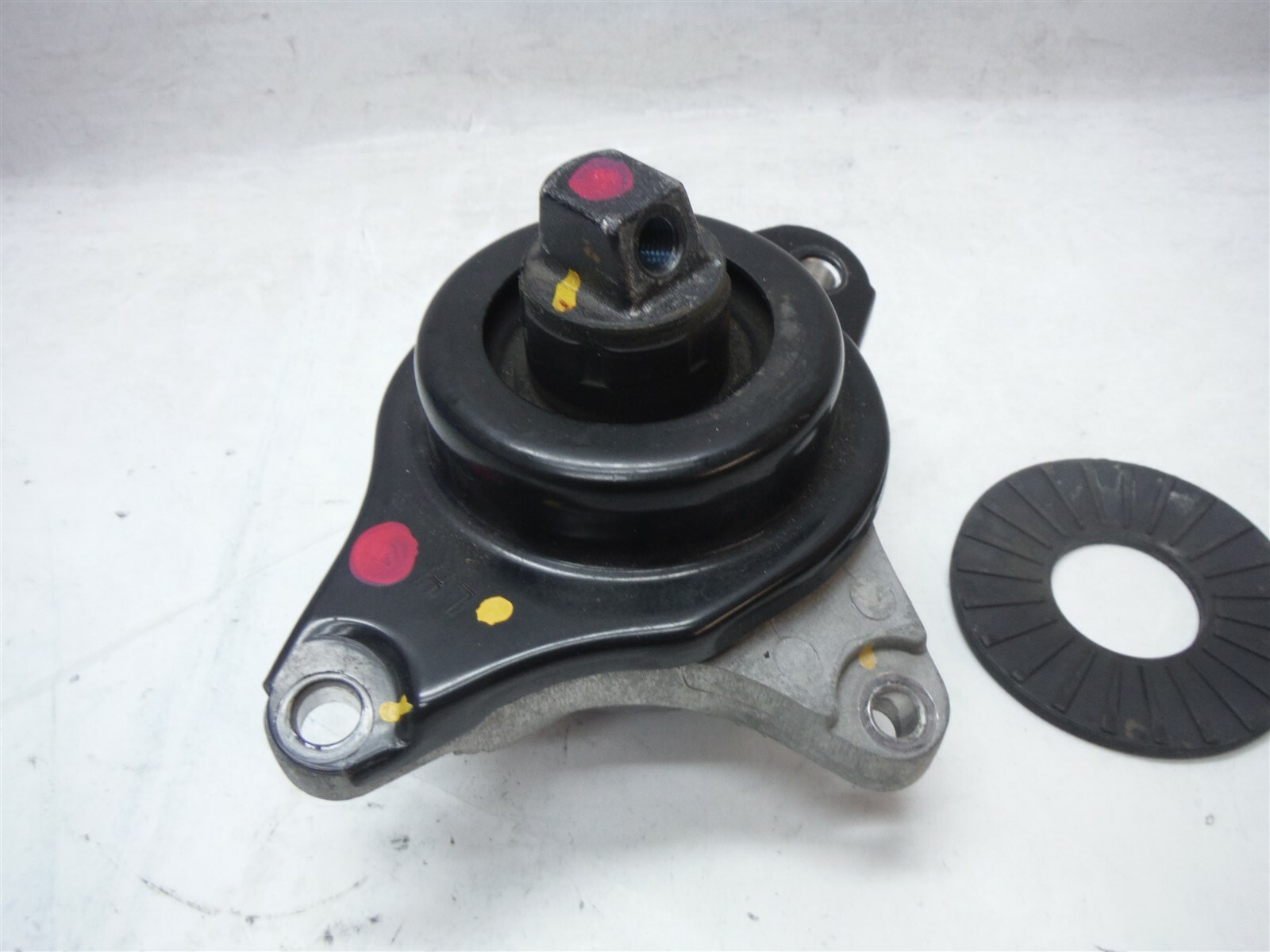 2011-2016 HYUNDAI EQUUS LEFT FRONT MOUNT HYDRAULIC INSULATOR OEM 21812 ...