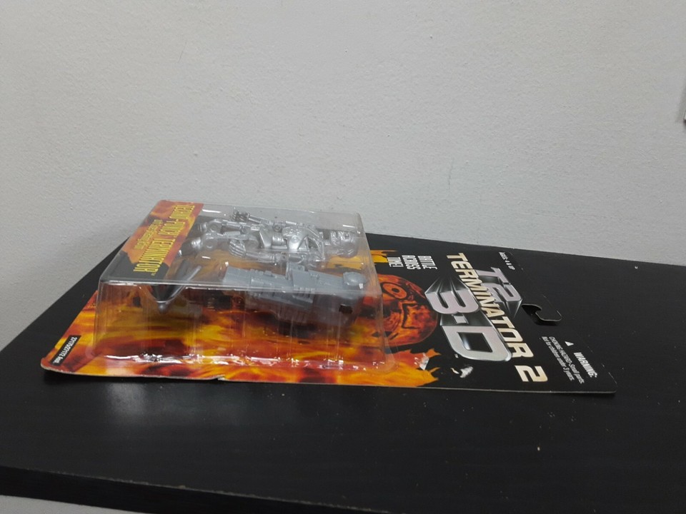 Rare Terminator 2 T2 3D Techno Punch Endoskeleton Figure New 1997 ...