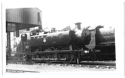 GWR 9400 Class 0-6-0PT Locomotive no 8417 and Others at Swindon Works ...