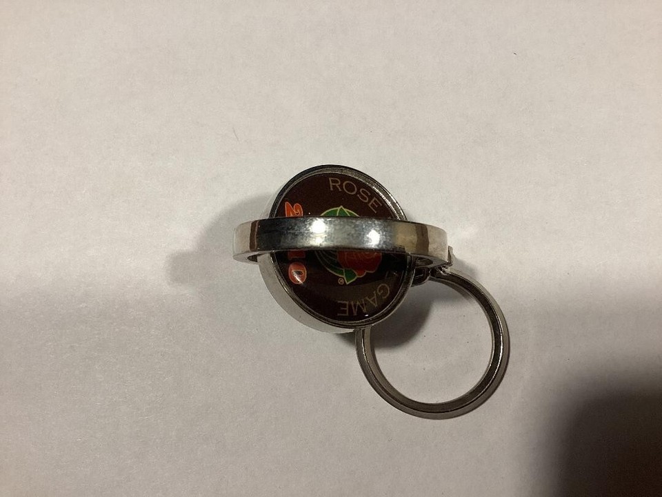 University of Oregon Key Chain 2010 Rose Bowl, Middle Swivels | eBay