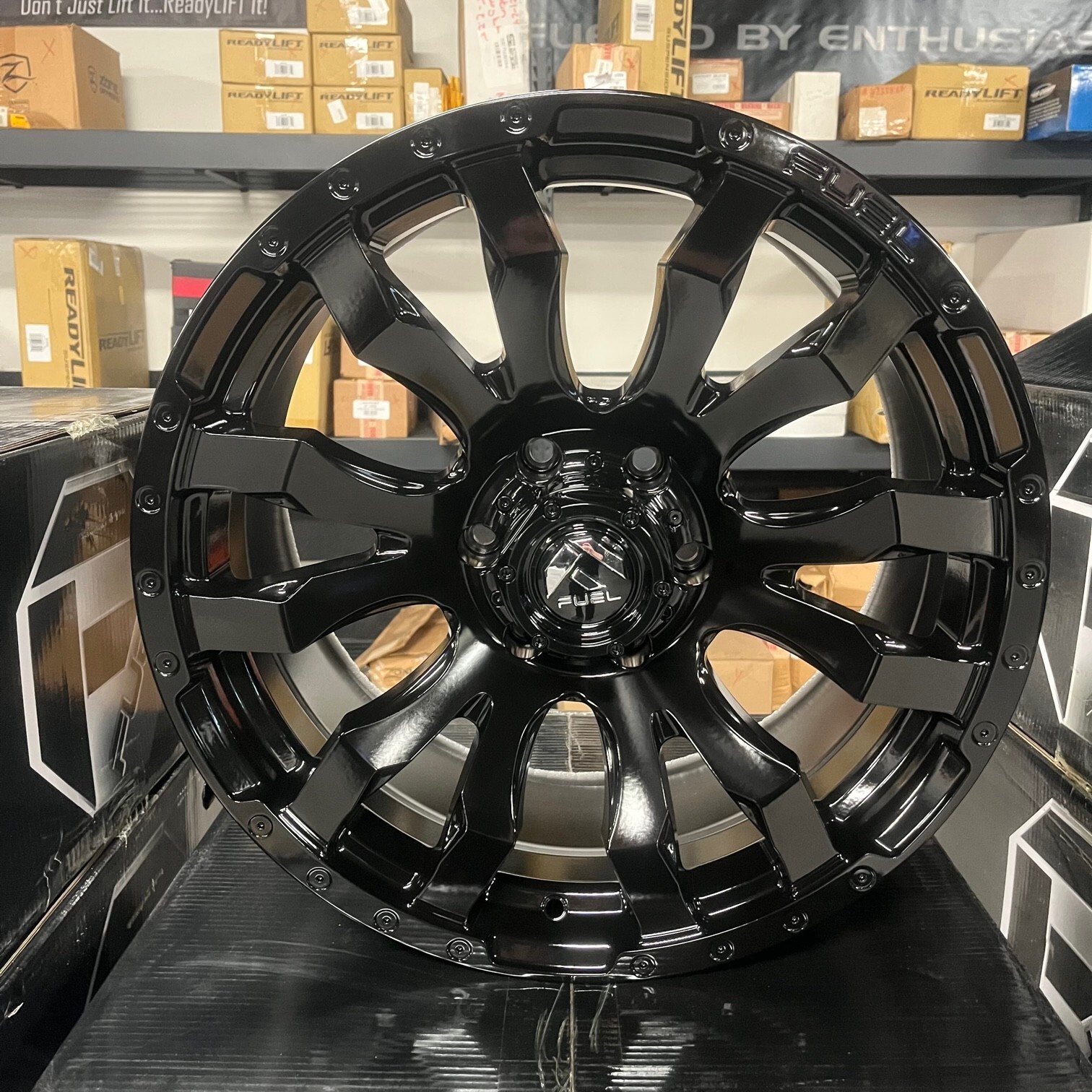 4 New Fuel D675 Blitz 18" Gloss Black 18x9 5x5 5x127 Wheels Rims Jeep ...