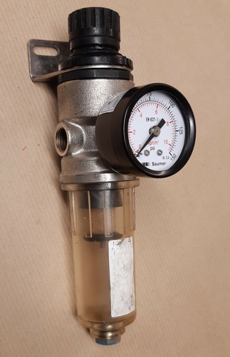 Camozzi ¼” air filter regulator with new gauge N204-D00 -(diaphragm is ...