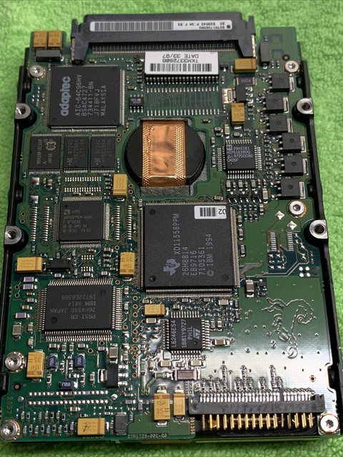 IBM DCHS-09F EC488628 PN93G2963 9GB 7200RPM SCSI 50PIN 3.5" HDD Hard ...