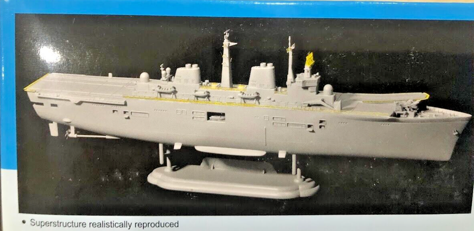 1/700 HMS INVINCIBLE Falklands War aircraft carrier ~ Premium Dragon ...