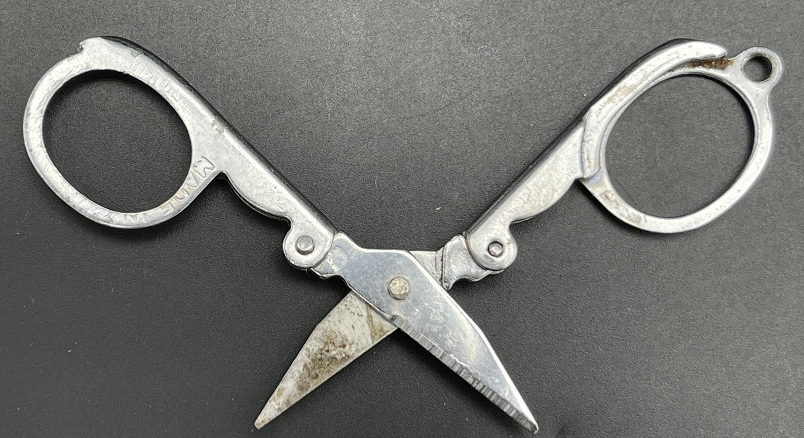 Vintage Collapsible Folding Scissors 3-1/4 Long Open 2" Closed x 1" | eBay