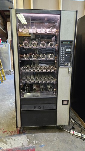 FULLY WORKING Automatic Products AP 112 SHALLOW Snack Vending Machine ...