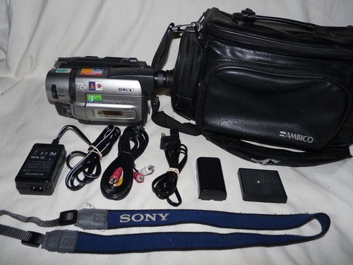 Sony CCD-TRV715 Stereo HI8 HI 8 8mm Video8 Camcorder VCR Player Video ...
