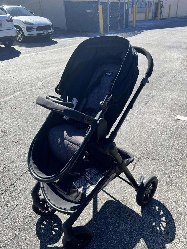 Evenflo Pivot Vizor Travel System LiteMax Car Seat