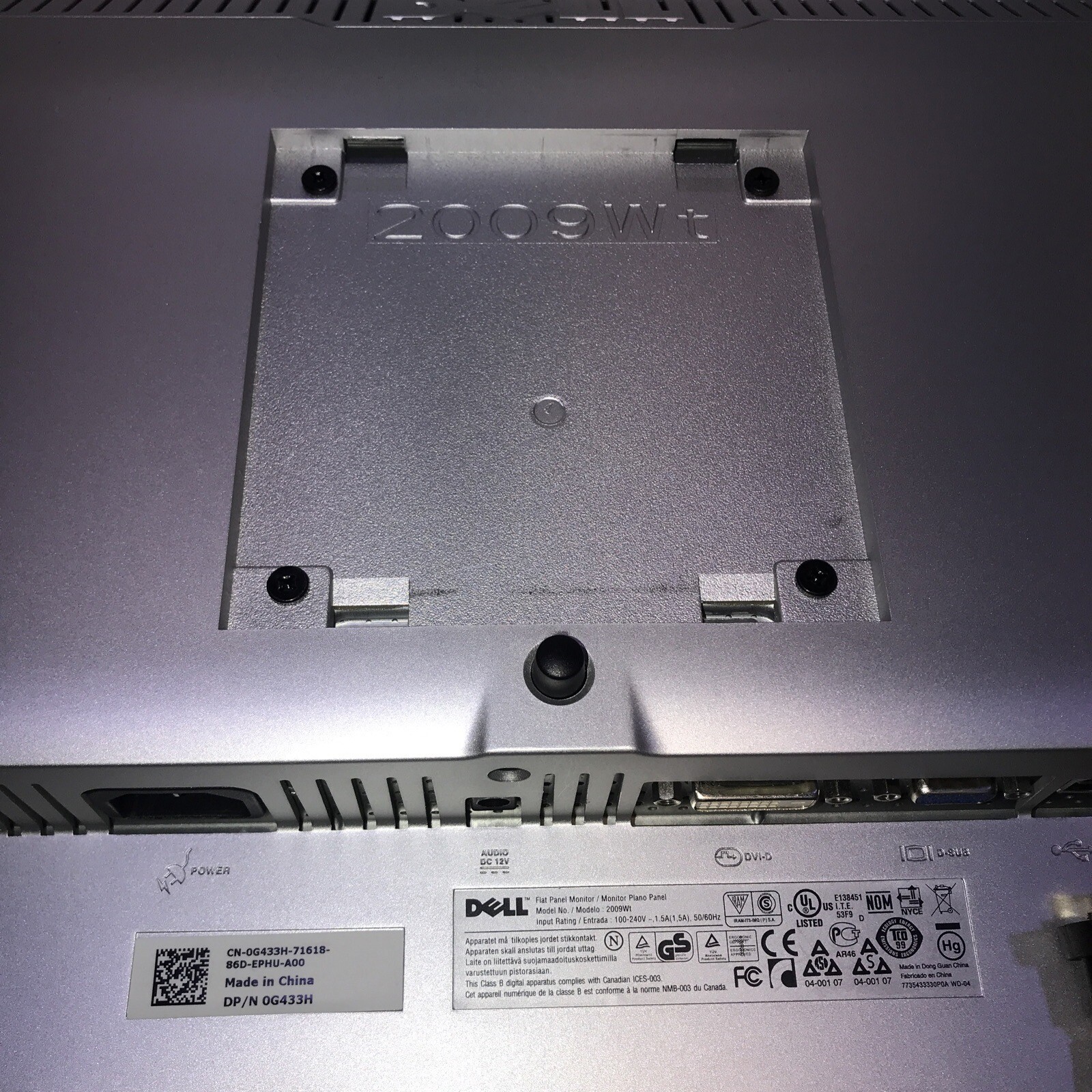 Dell 2009Wt 20" 1680x1050 Widescreen LCD Monitor DVI-D VGA HDMI USB NO ...