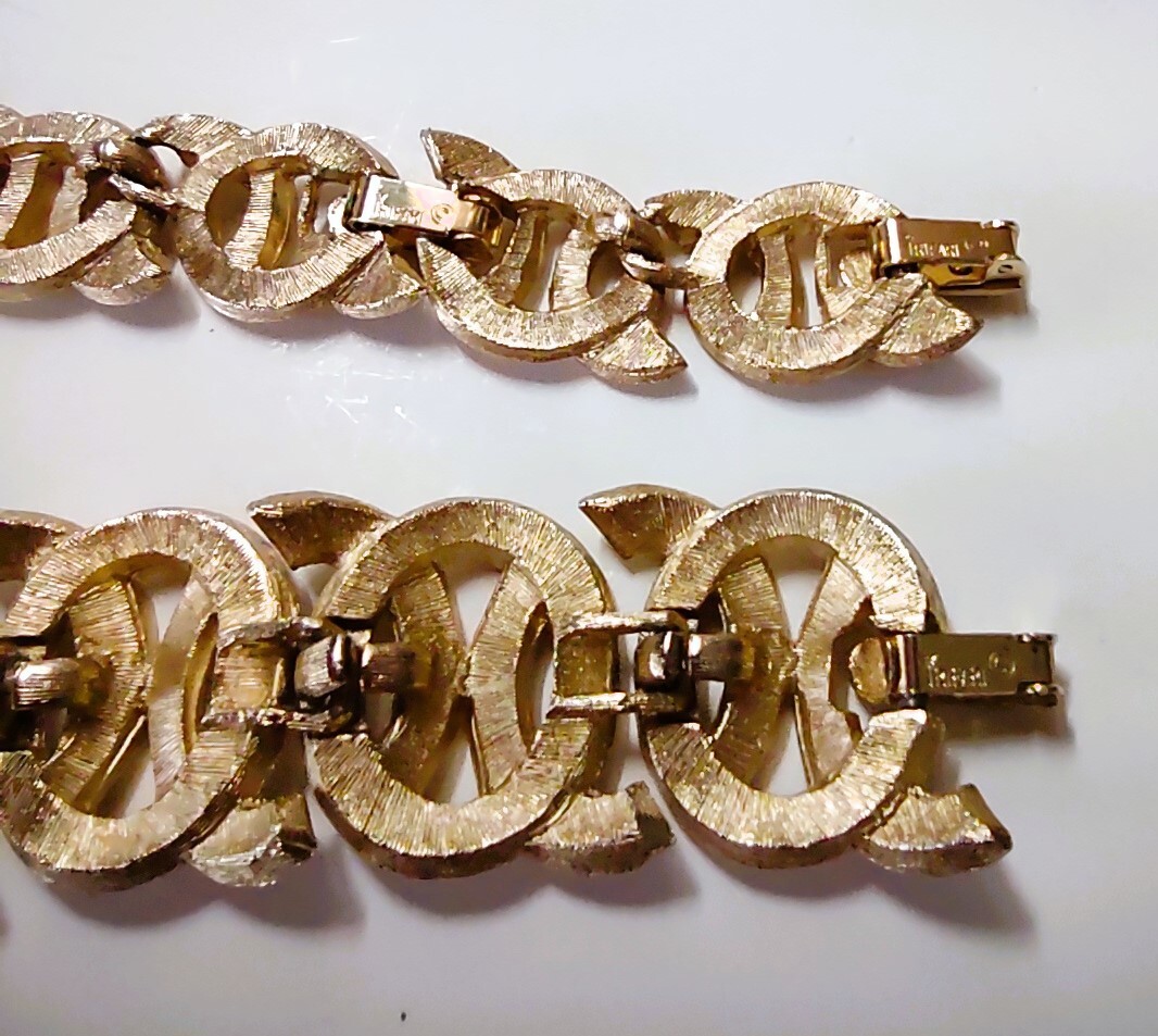CROWN TRIFARI NECKLACE & BRACELET Circle Design Signed VIDEO | eBay