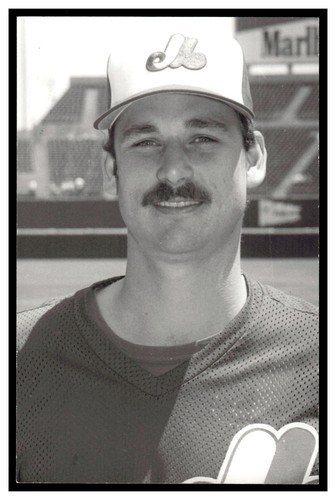 Mark Gardner (1990) Montreal Expos Vintage Baseball Postcard Rd8 | eBay