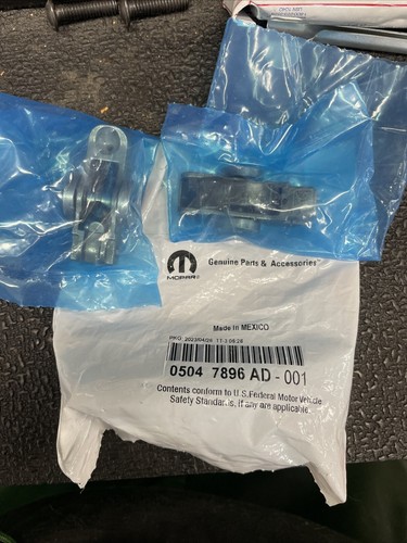 MOPAR 5047896AD DODGE JEEP CHRYSLER 3.6L VALVE ROCKER ARM INTAKE OEM ...