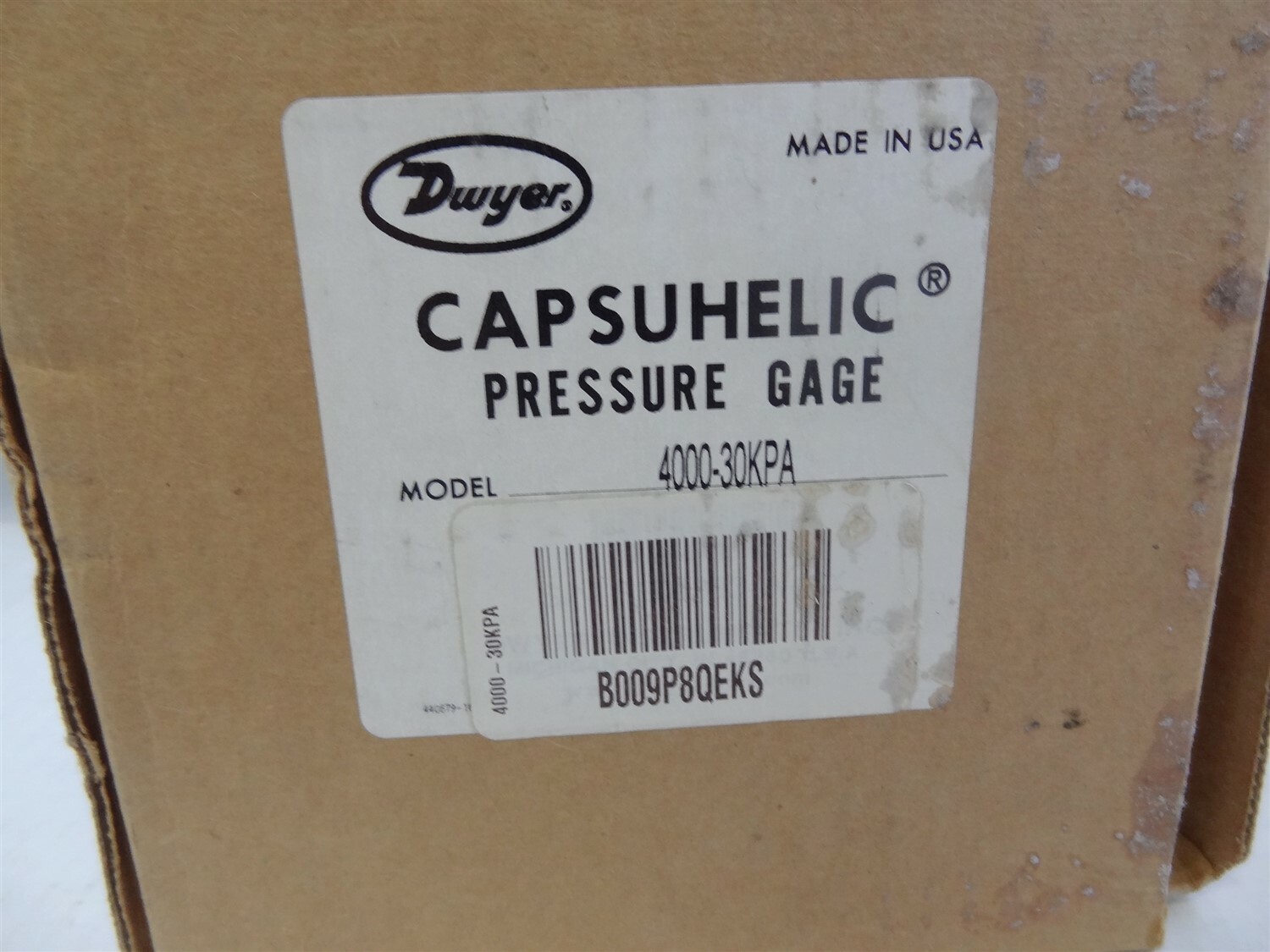 Dwyer Capsuhelic Series 4000 Differential Pressure Gauge, Range 0-30 ...