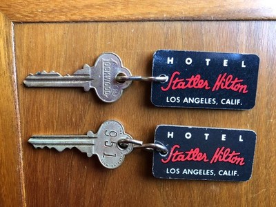 Lot of Two Vtg Statler Hilton Hotel Motel Room Key Fob & Keys Los ...