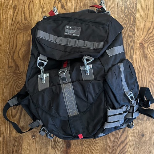 Oakley AP Men's Backpack Black Gray Tactical Field Gear Pockets Zipper ...