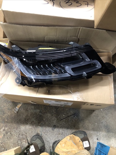 Range Rover L405 2018 LED Premium OEM Headlamp Headlight LR116215 Right ...