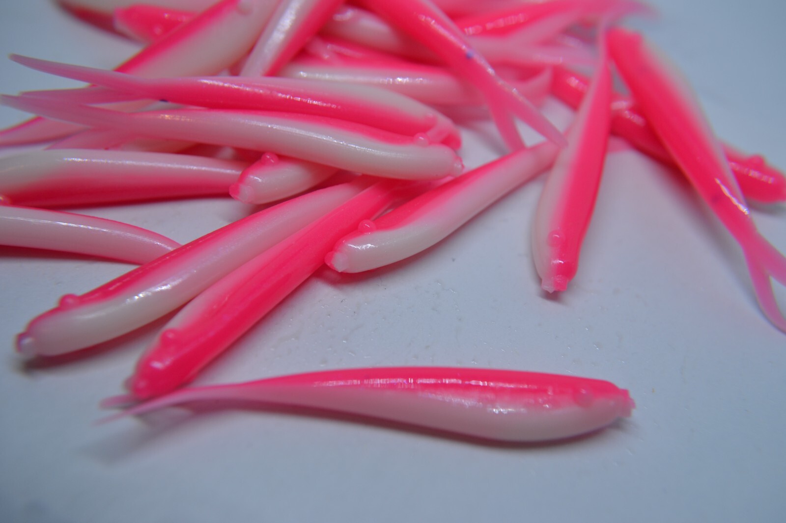 JASONS CRAPPIE MINNOWS 2 1/4" 30 PACK GRUB CRAPPIE LURES JIGS PINK ...
