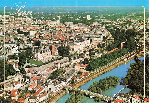 64 PAU VUE AERIENNE AU PREMIER PLAN LE GAVE ET LE CHATEAU HE | eBay UK