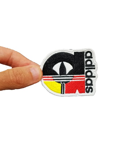 Adidas Patch ricamata toppa sport abbigliamento logo scritta | eBay