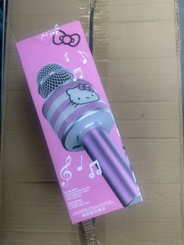Hello Kitty Bluetooth Karaoke Microphone Wireless Speaker USB Charging ...
