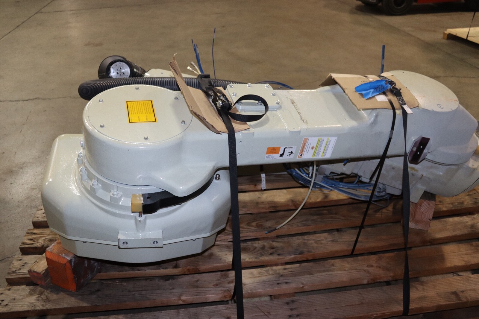 2017 ABB IRB 5500 FlexPainter Robot Paint Painting System 2 ARMS | eBay