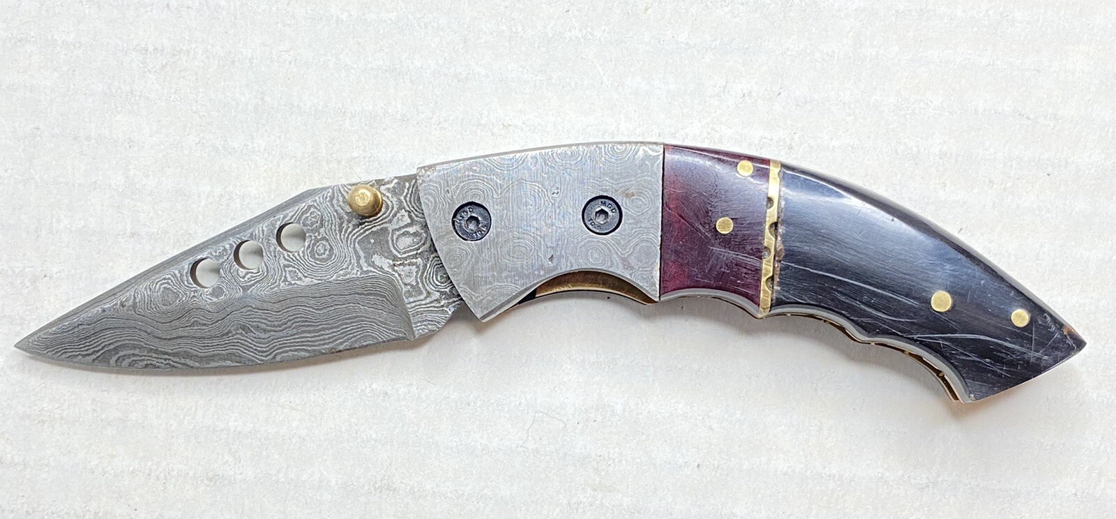 Stauer Damascus Steel Curva Folding Knife W/Leather Sheath - Buffalo ...