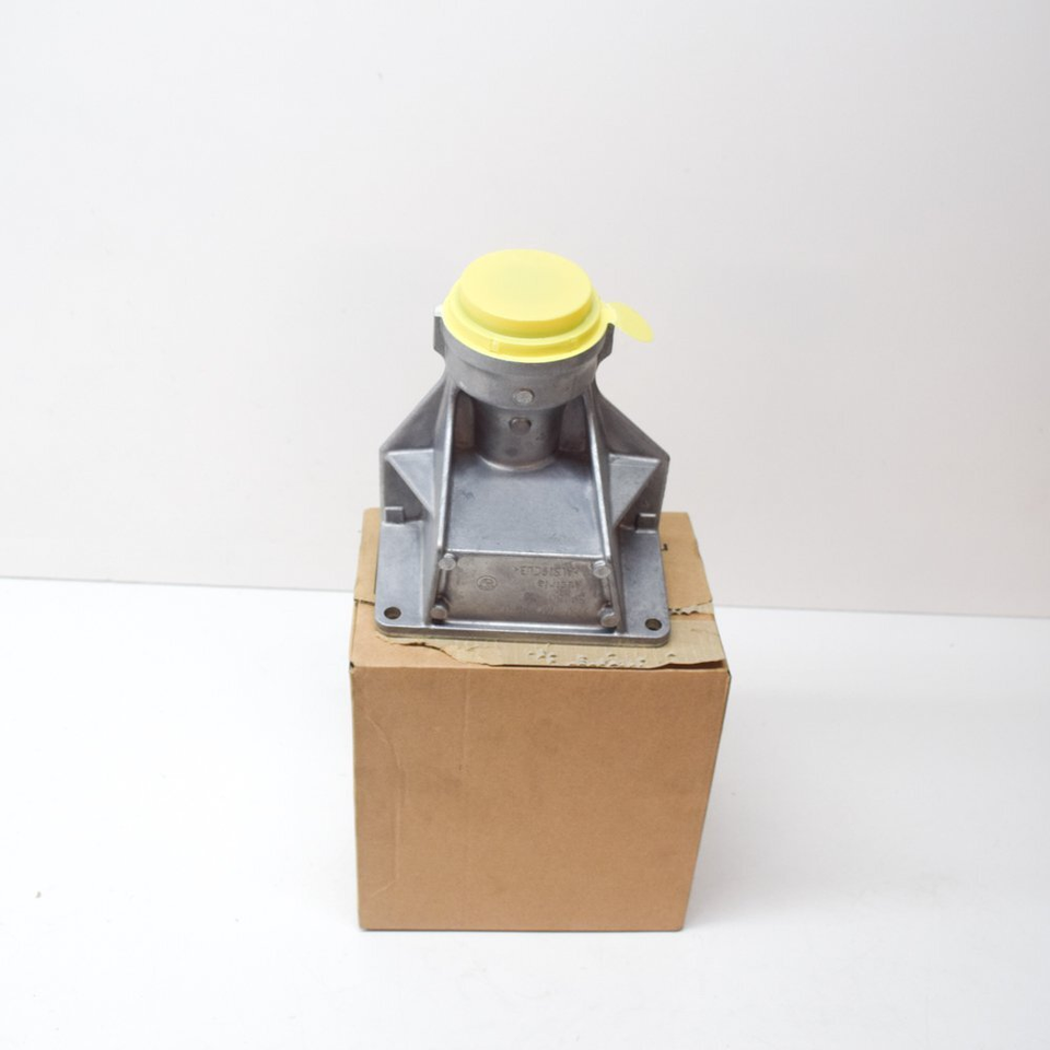 NEW BMW 3 F30 XDRIVE FRONT DIFF SUPPORT BRACKET 31507601995 7601995 ...