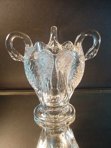 Scarce Duncan and Miller Glass Crystal Sculptured Triple Swan Vase Mid ...