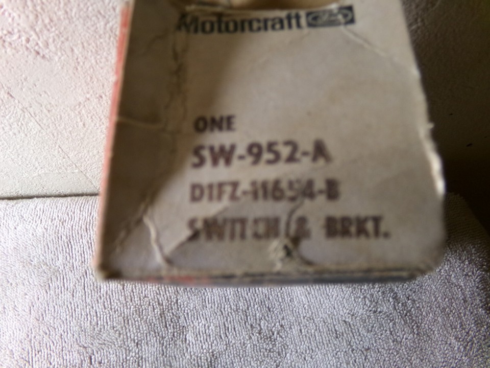 NOS headlight switch Motorcraft SW 952 A, fits 1971-1973 Ford Pinto ...