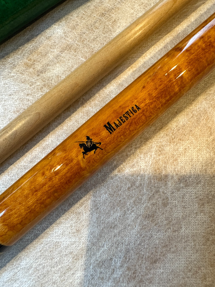 Miki MAJESTICA Mezz Billiard Cue Manufacturer unknown Billiard Cue Set ...