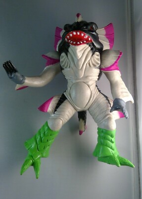 1994 Power Rangers Deluxe Evil Space Aliens Pirantis Head action figure ...