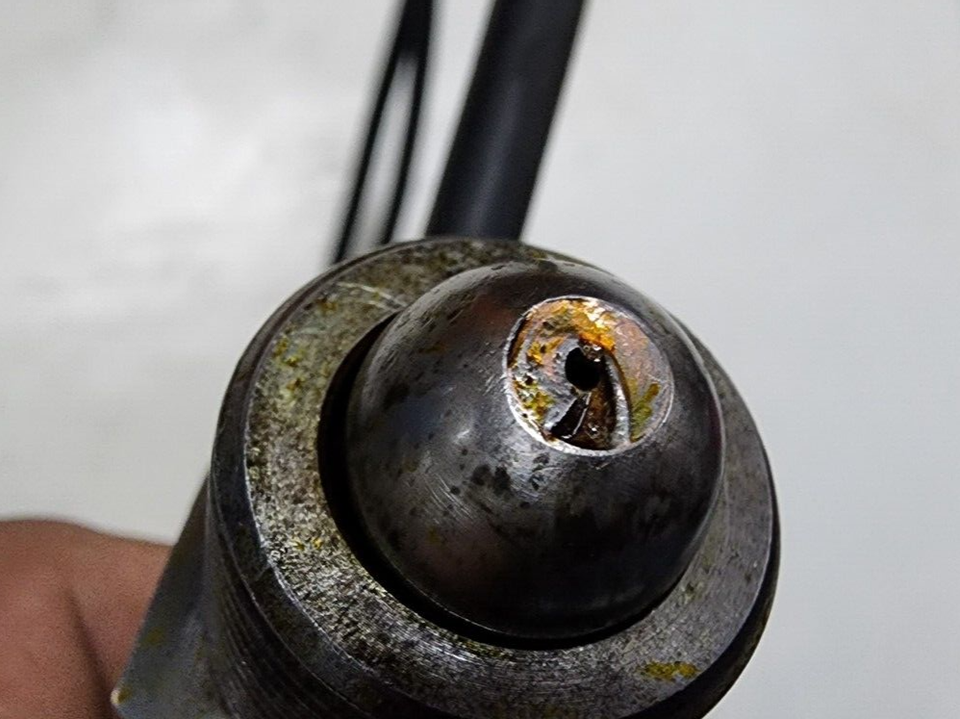 227957 A HIGH PRESSURE PIPE MAINTENANCE PRODUCTS 400Mpa SKF USED OPEN ...