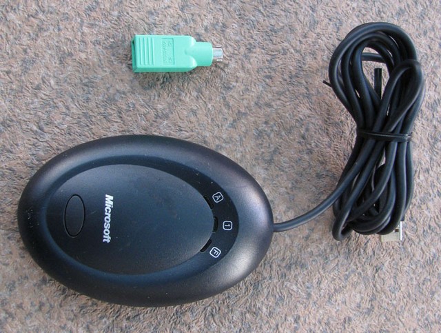 Microsoft 1028 USB Wireless Optical Desktop Receiver 2.1 With 2 Mice ...