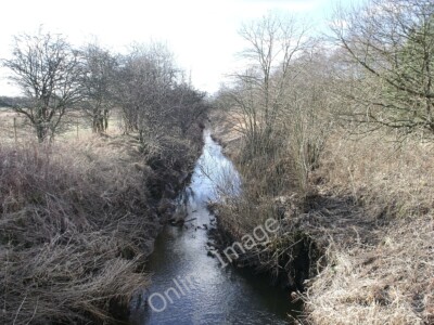 Photo 6x4 The River Kelvin, Dumbreck Marsh Kilsyth Flowing off in its ...