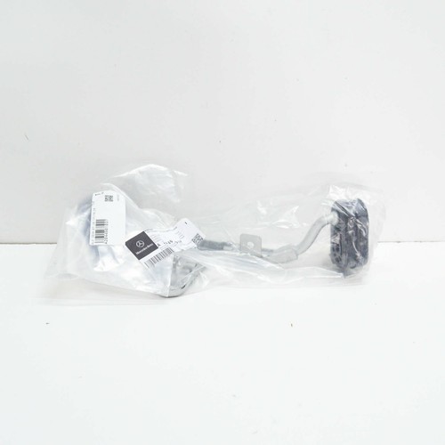 MB C W204 REAR LEFT EXHAUST PIPE BRACKET SUSPENSION A2044901037 NO DUTY ...