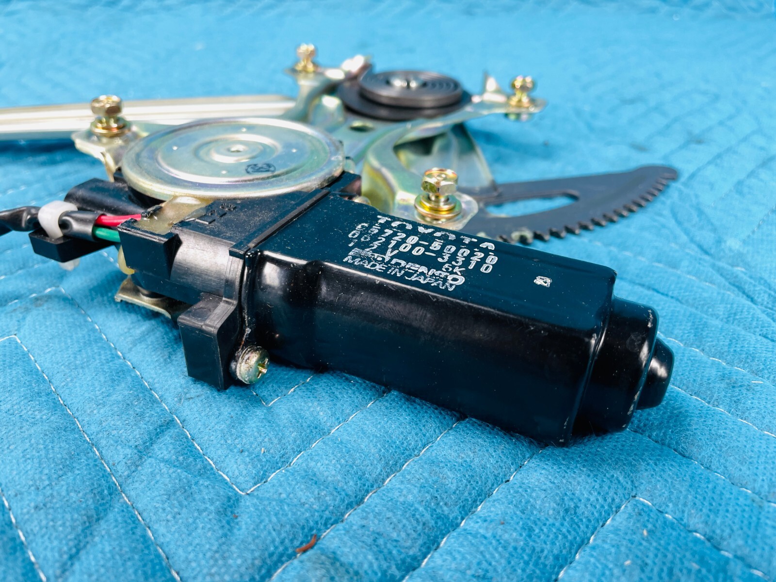 Lexus LS400 Rear Door Window Regulator w/ Motor Passenger Side 1990 ...