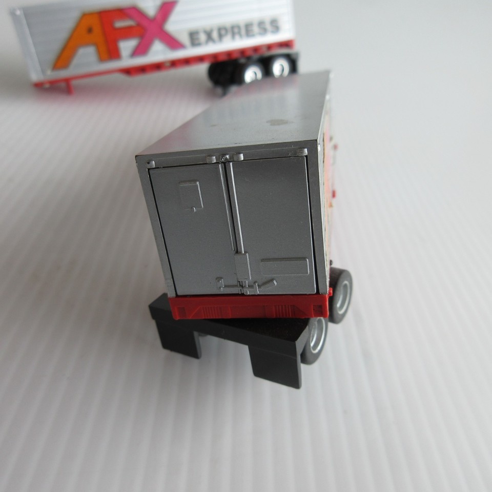 Lot of 2 AFX Express TRACTOR TRAILER HO SCALE SLOT CAR (SS4 B) | eBay