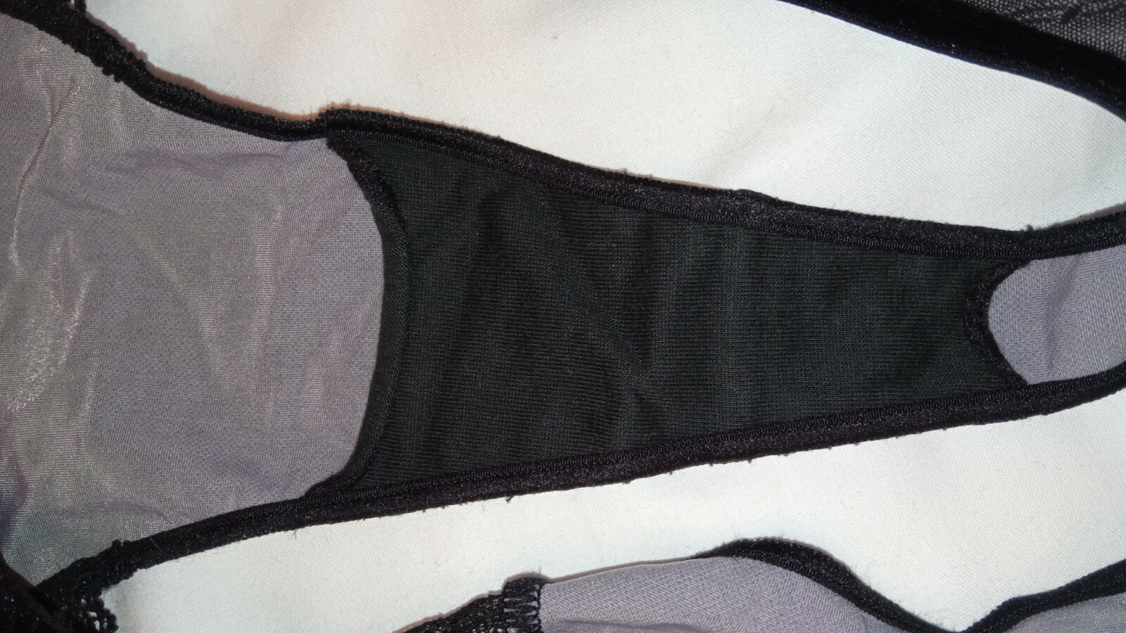 ensemble lingerie Simone Perele en dentelle,noir,état neuf,SG 85D ...