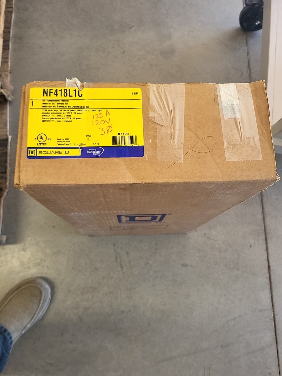 SQUARE D NF418L1C 100/110/125 Amp 3-Phase 4-Wire 18-Circuit Panelboard ...
