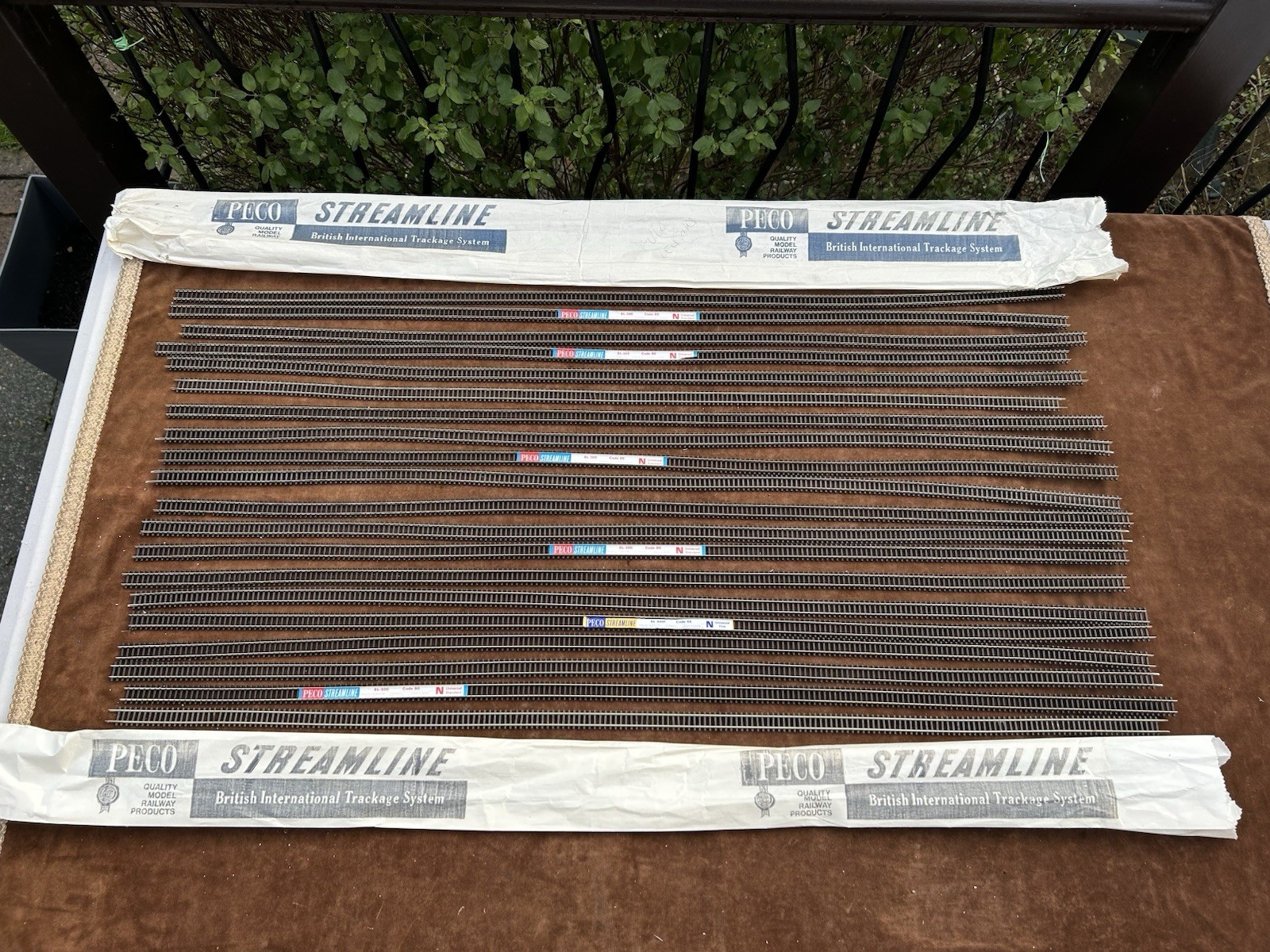 20 x Peco Streamline Mixed of SL-300 Flexitrack Code 80 & 55 N Gauge ...